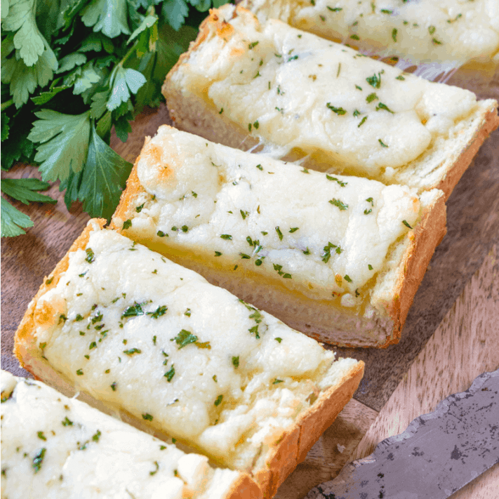 Garlic Cheese Bread - The Country Cook