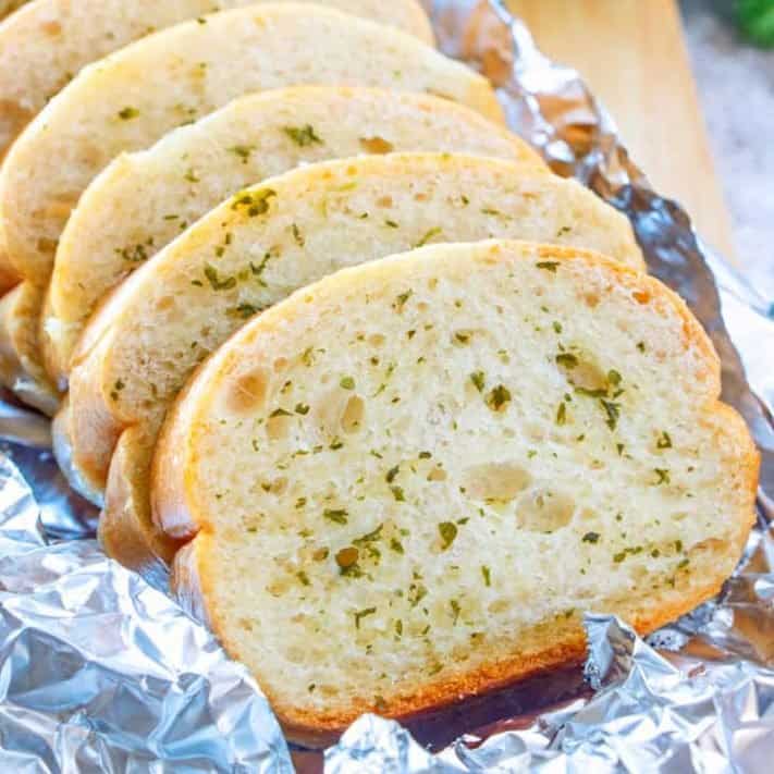 Easy Garlic Bread - The Country Cook