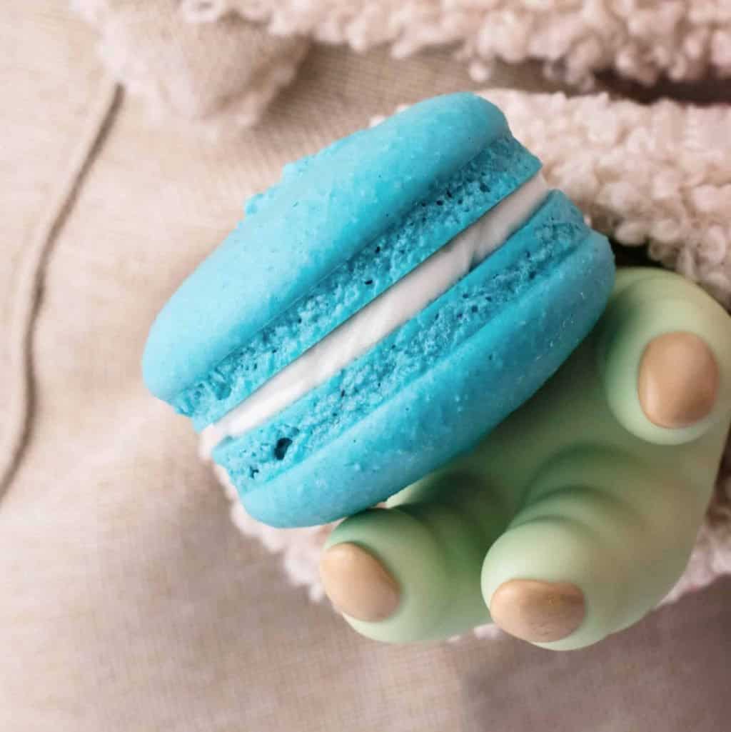 Baby Yoda Cookie (Space Macarons) - The Country Cook