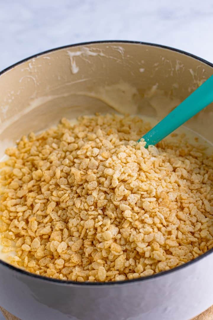 Rice Krispies Treats (Oooey Gooey) - The Country Cook
