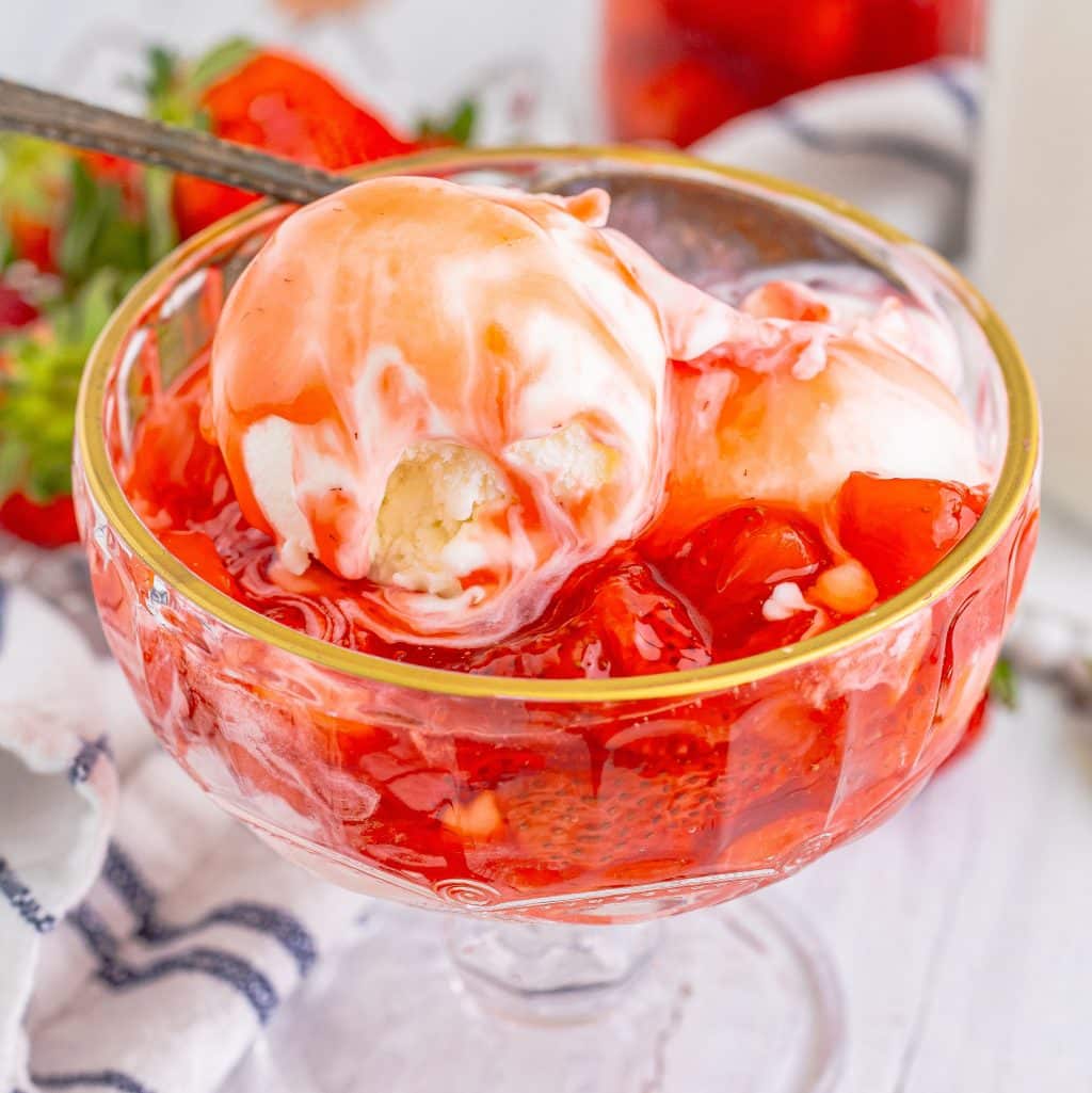 Strawberry Sauce - The Country Cook