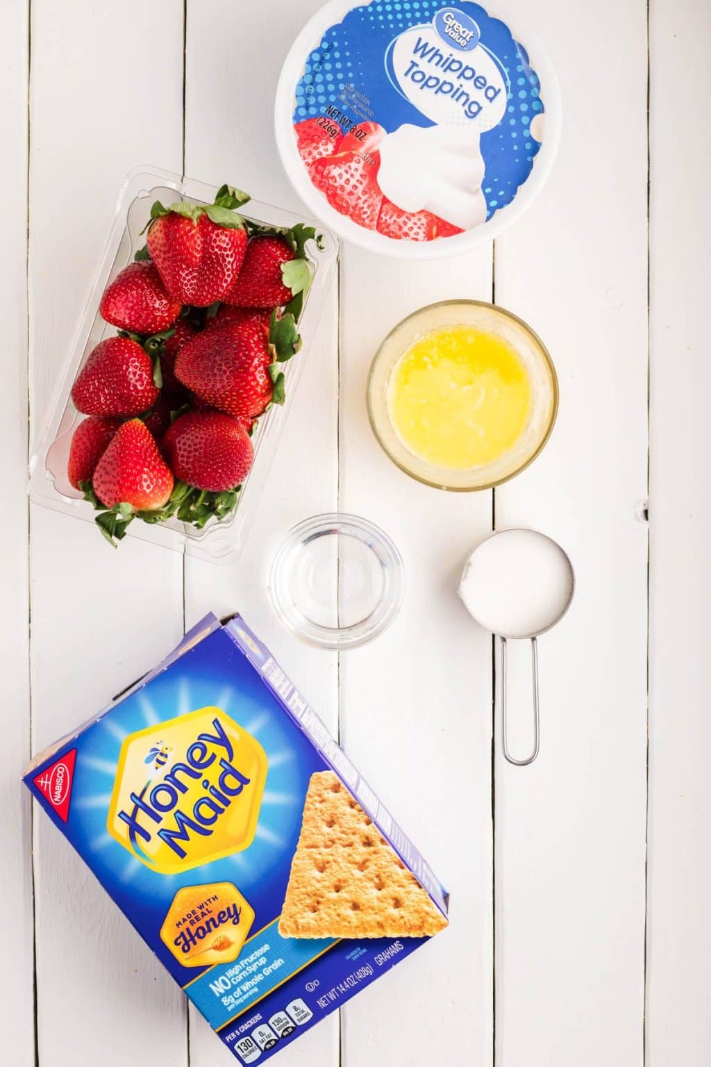 KFC Strawberry Parfaits - The Country Cook