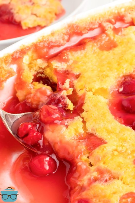 7Up Cherry Dump Cake - The Country Cook